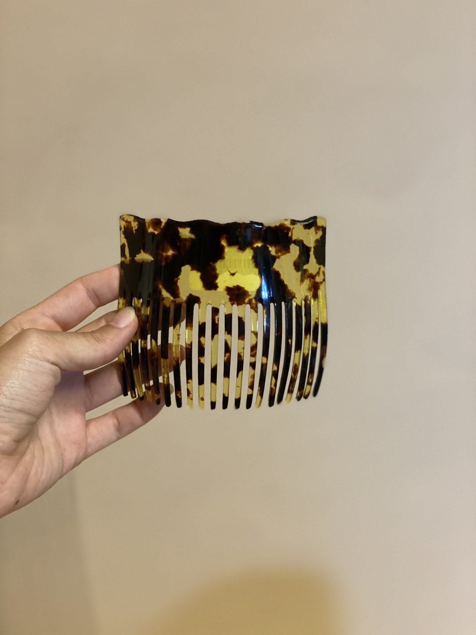 Faux Tortoise Hair Comb | Hana Hou